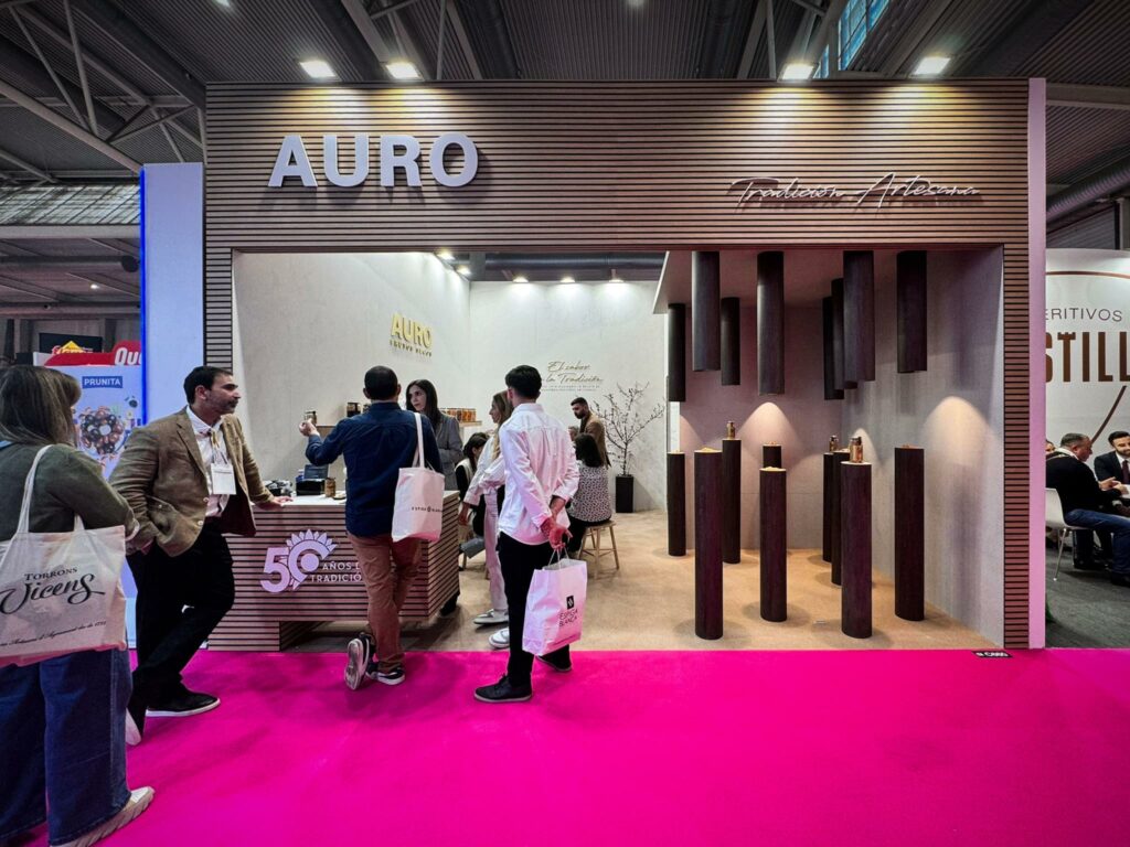 Diseño de stand expositivo para marca de alimentación